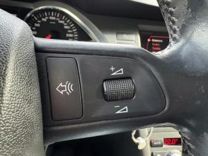 Black Audi A6 2006 in Riga, with an engine capacity of 3.00 L and mileage of 386 thousand km for 2790 €, photo 25 on AUTOMOTO.COM.LV