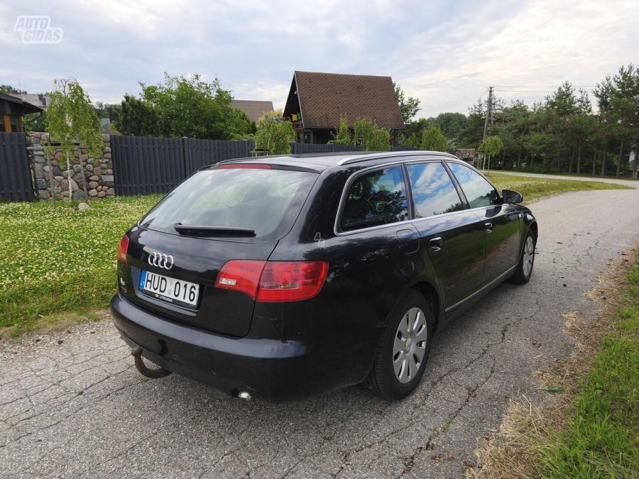 Black Audi A6 2006 in Vilnius, with an engine capacity of 3.00 L and mileage of 365 thousand km for 2400 €, photo 4 on AUTOMOTO.COM.LV