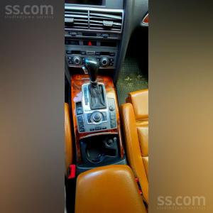 Black Audi A6 2006 in Jekabpils, with an engine capacity of 2.70 L and mileage of 393 thousand km for 2400 €, photo 14 on AUTOMOTO.COM.LV