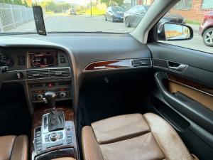 Black Audi A6 2006 in Vilnius, with an engine capacity of 3.00 L and mileage of 480 thousand km for 1999 €, photo 11 on AUTOMOTO.COM.LV