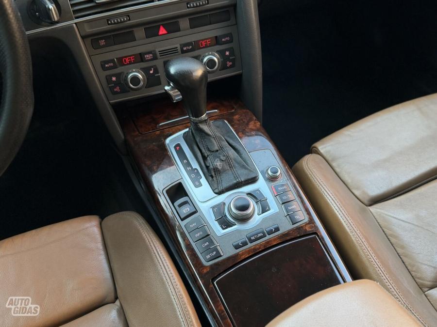 Black Audi A6 2006 in Vilnius, with an engine capacity of 3.00 L and mileage of 480 thousand km for 1999 €, photo 20 on AUTOMOTO.COM.LV