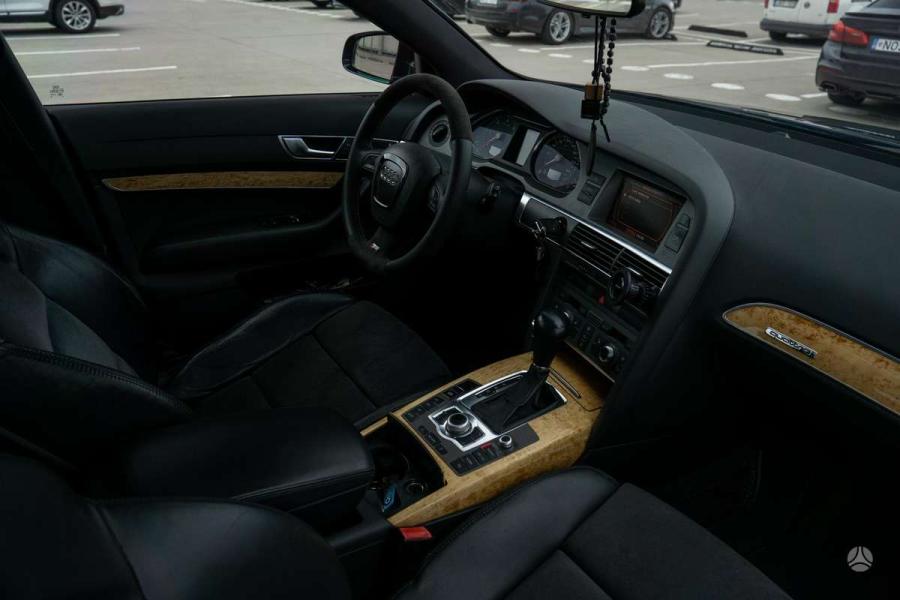 Melns Audi A6 2006 Kauņa, ar dzinēja tilpumu 2.97 L un nobraukumu 368 tūkst. km par 4600 €, foto 17 vietnē AUTOMOTO.COM.LV