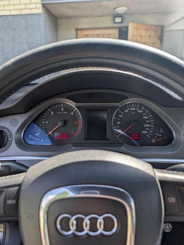 Black Audi A6 2006 in Siauliai, with an engine capacity of 1.97 L and mileage of 420 thousand km for 2700 €, photo 8 on AUTOMOTO.COM.LV