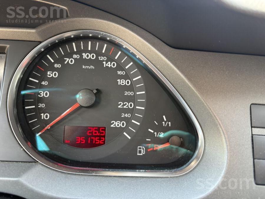 Melns Audi A6 2006 Rīga, ar dzinēja tilpumu 2.70 L un nobraukumu 352 tūkst. km par 1800 €, foto 5 vietnē AUTOMOTO.COM.LV