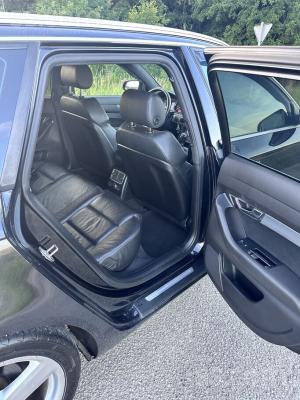 Black Audi A6 2006 in Kuldiga, with an engine capacity of 3.00 L and mileage of 284 thousand km for 3500 €, photo 13 on AUTOMOTO.COM.LV
