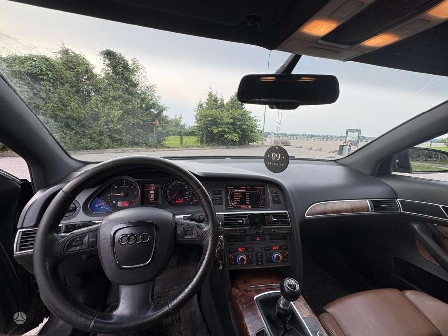 Melns Audi A6 2006 Kauņa, ar dzinēja tilpumu 1.97 L un nobraukumu 364 tūkst. km par 2500 €, foto 13 vietnē AUTOMOTO.COM.LV