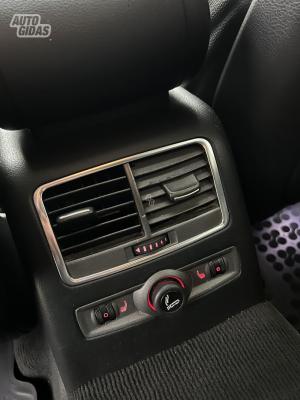 Black Audi A6 2006 in Siauliai, with an engine capacity of 3.00 L and mileage of 378 thousand km for 2699 €, photo 14 on AUTOMOTO.COM.LV