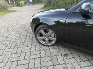 Black Audi A6 2006 in Riga, with an engine capacity of 3.00 L and mileage of 357 thousand km for 3450 €, photo 30 on AUTOMOTO.COM.LV