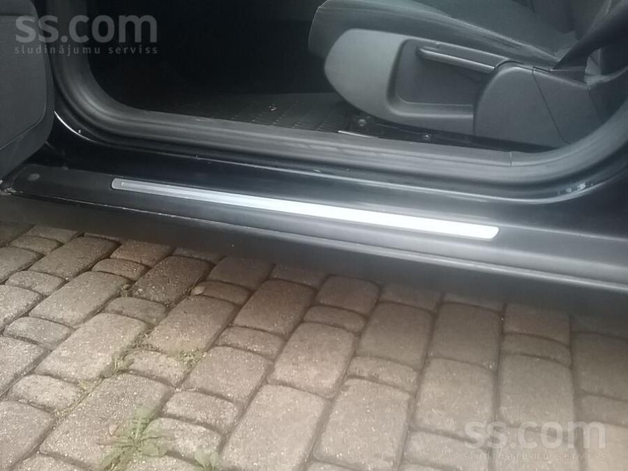 Melns Audi A6 2006 Jēkabpils, ar dzinēja tilpumu 2.00 L un nobraukumu 330 tūkst. km par 2000 €, foto 12 vietnē AUTOMOTO.COM.LV