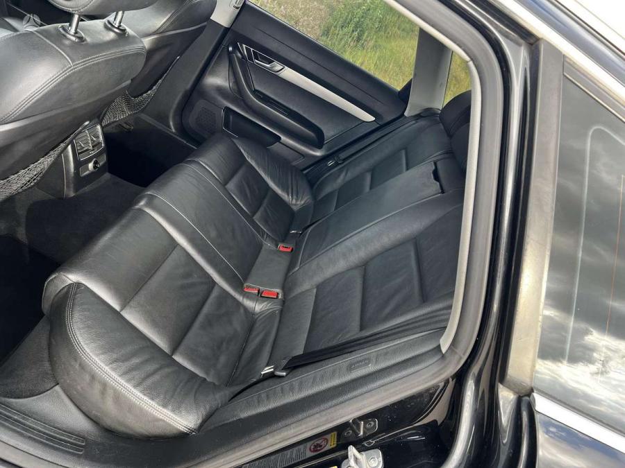 Black Audi A6 2006 in Ukmerge, with an engine capacity of 2.70 L and mileage of 293 thousand km for 2550 €, photo 17 on AUTOMOTO.COM.LV