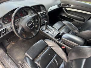 Black Audi A6 2006 in Alytus, with an engine capacity of 3.00 L and mileage of 264 thousand km for 3350 €, photo 7 on AUTOMOTO.COM.LV