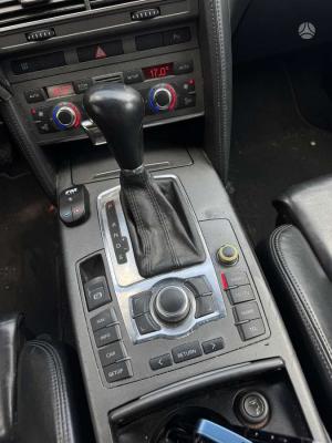 Black Audi A6 2006 in Alytus, with an engine capacity of 3.00 L and mileage of 264 thousand km for 3350 €, photo 17 on AUTOMOTO.COM.LV