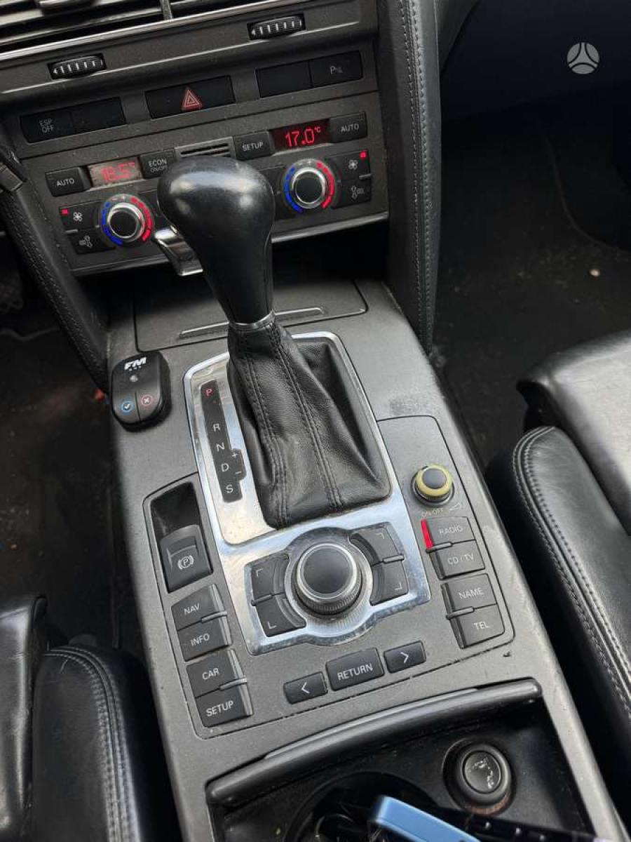 Black Audi A6 2006 in Alytus, with an engine capacity of 3.00 L and mileage of 264 thousand km for 3350 €, photo 17 on AUTOMOTO.COM.LV