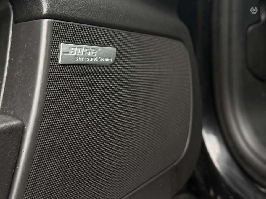 Black Audi A6 2006 in Vilnius, with an engine capacity of 2.70 L and mileage of 325 thousand km for 2300 €, photo 15 on AUTOMOTO.COM.LV