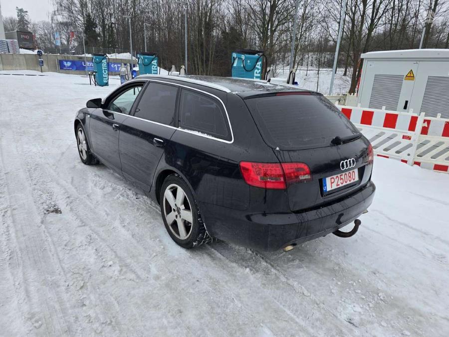 Black Audi A6 2007 in Marijampole, with an engine capacity of 2.97 L and mileage of 299 thousand km for 3100 €, photo 4 on AUTOMOTO.COM.LV