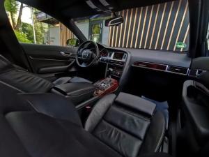 Black Audi A6 2007 in Riga, with an engine capacity of 3.00 L and mileage of 212 thousand km for 6100 €, photo 15 on AUTOMOTO.COM.LV