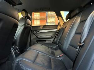 Black Audi A6 2007 in Riga, with an engine capacity of 3.00 L and mileage of 346 thousand km for 3990 €, photo 15 on AUTOMOTO.COM.LV