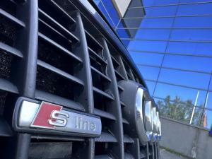 Black Audi A6 2007 in Riga, with an engine capacity of 3.00 L and mileage of 313 thousand km for 3990 €, photo 3 on AUTOMOTO.COM.LV