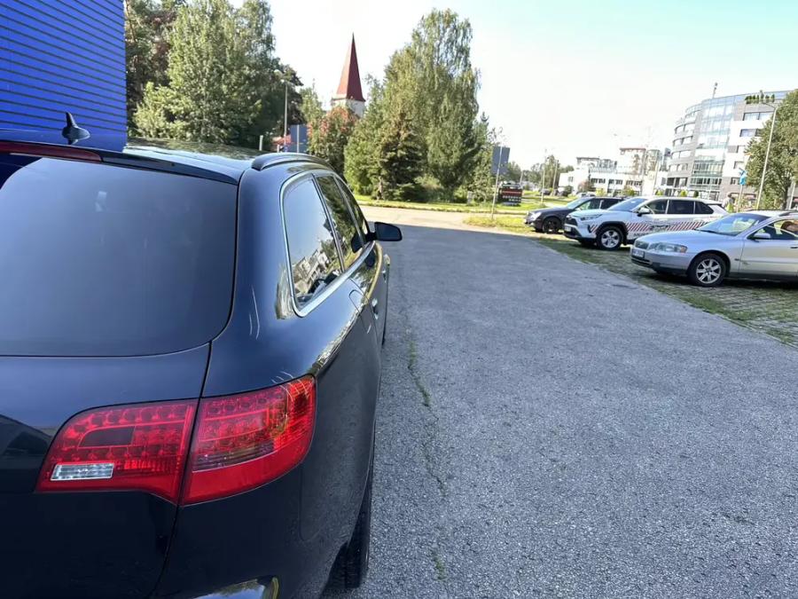 Black Audi A6 2007 in Riga, with an engine capacity of 3.00 L and mileage of 313 thousand km for 3990 €, photo 10 on AUTOMOTO.COM.LV