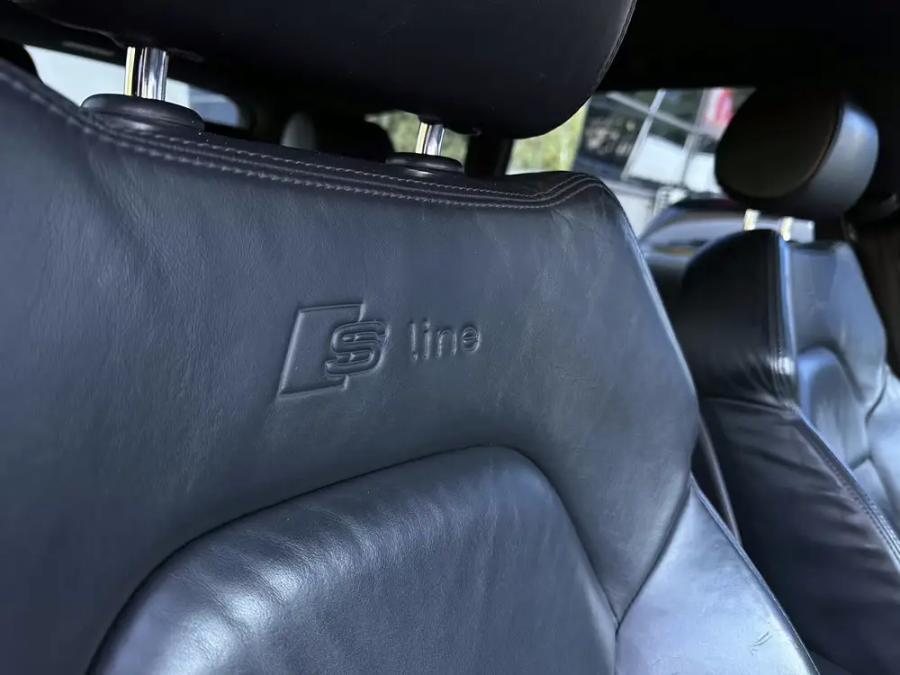 Black Audi A6 2007 in Riga, with an engine capacity of 3.00 L and mileage of 313 thousand km for 3990 €, photo 16 on AUTOMOTO.COM.LV