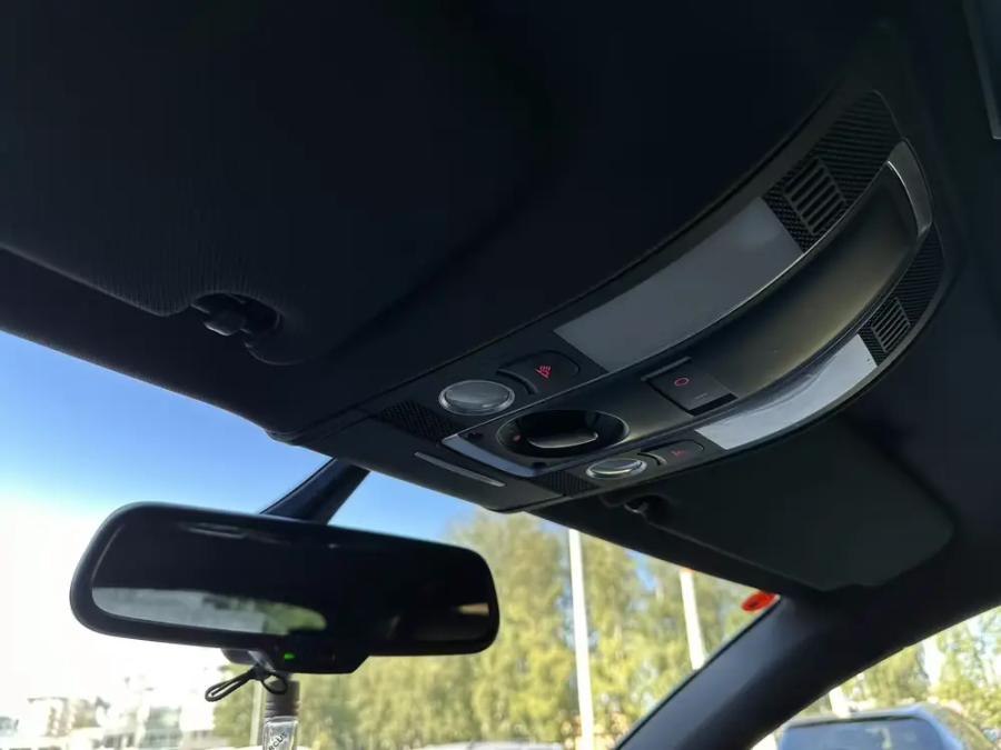 Black Audi A6 2007 in Riga, with an engine capacity of 3.00 L and mileage of 313 thousand km for 3990 €, photo 28 on AUTOMOTO.COM.LV