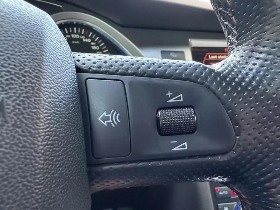 Black Audi A6 2007 in Riga, with an engine capacity of 3.00 L and mileage of 412 thousand km for 3690 €, photo 30 on AUTOMOTO.COM.LV