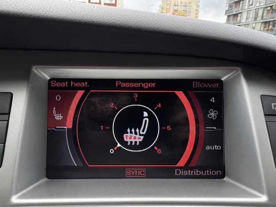 Black Audi A6 2007 in Riga, with an engine capacity of 3.00 L and mileage of 309 thousand km for 3990 €, photo 28 on AUTOMOTO.COM.LV