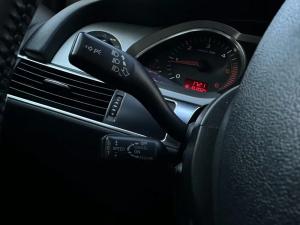 Black Audi A6 2007 in Riga, with an engine capacity of 3.00 L and mileage of 304 thousand km for 4490 €, photo 39 on AUTOMOTO.COM.LV