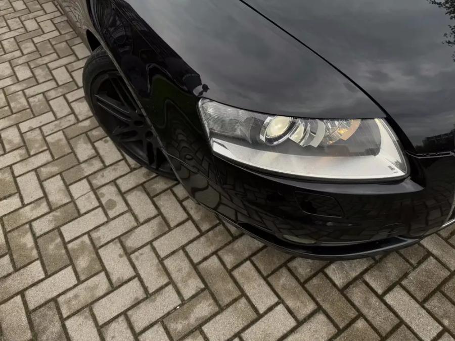 Black Audi A6 2007 in Riga, with an engine capacity of 3.00 L and mileage of 326 thousand km for 3190 €, photo 3 on AUTOMOTO.COM.LV