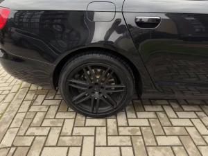 Black Audi A6 2007 in Riga, with an engine capacity of 3.00 L and mileage of 326 thousand km for 3190 €, photo 8 on AUTOMOTO.COM.LV