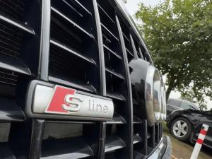 Black Audi A6 2007 in Riga, with an engine capacity of 3.00 L and mileage of 326 thousand km for 3190 €, photo 12 on AUTOMOTO.COM.LV