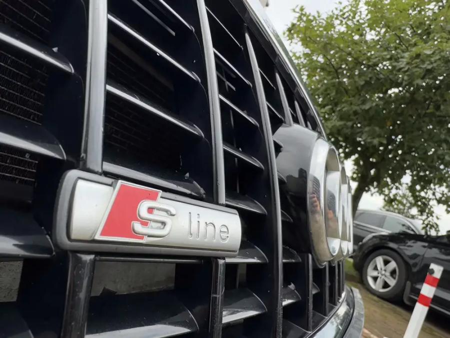 Black Audi A6 2007 in Riga, with an engine capacity of 3.00 L and mileage of 326 thousand km for 3190 €, photo 12 on AUTOMOTO.COM.LV