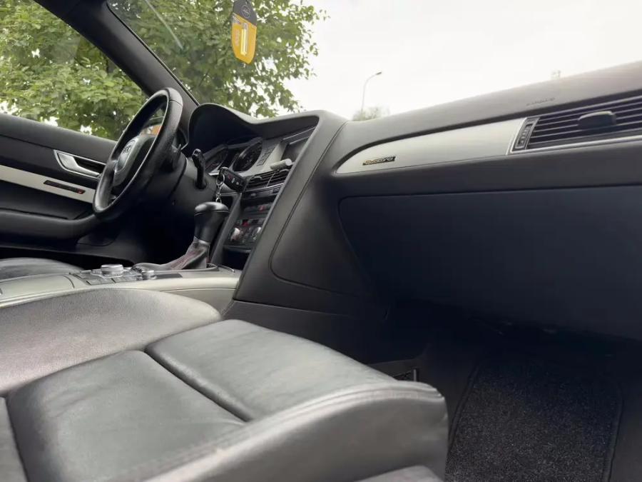 Black Audi A6 2007 in Riga, with an engine capacity of 3.00 L and mileage of 326 thousand km for 3190 €, photo 15 on AUTOMOTO.COM.LV