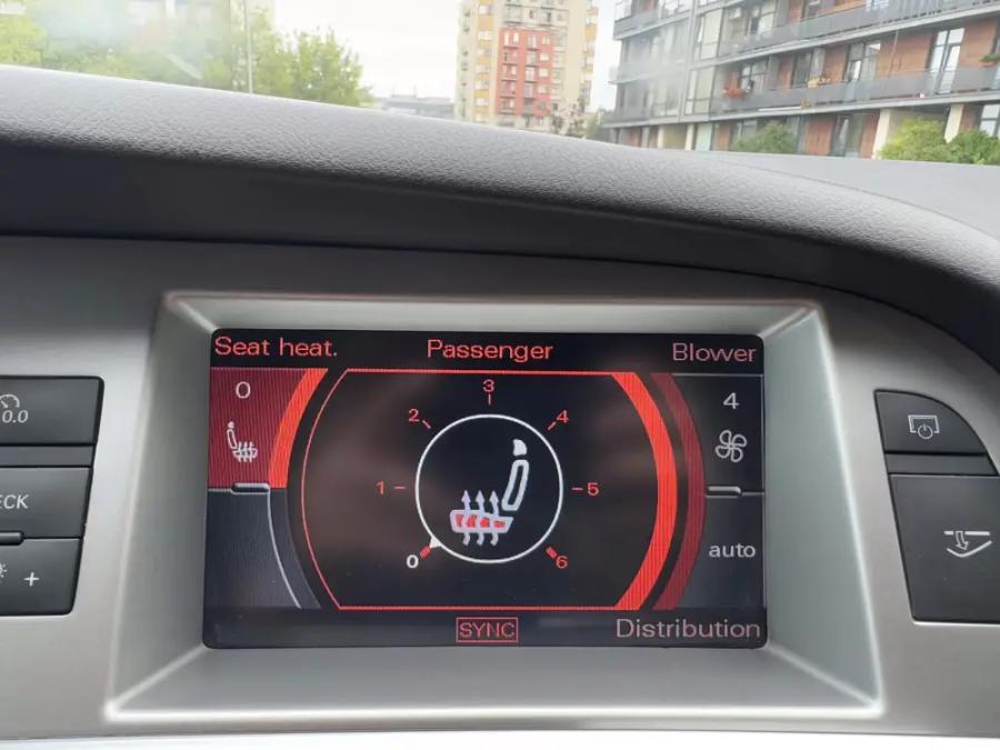 Black Audi A6 2007 in Riga, with an engine capacity of 3.00 L and mileage of 326 thousand km for 3190 €, photo 31 on AUTOMOTO.COM.LV