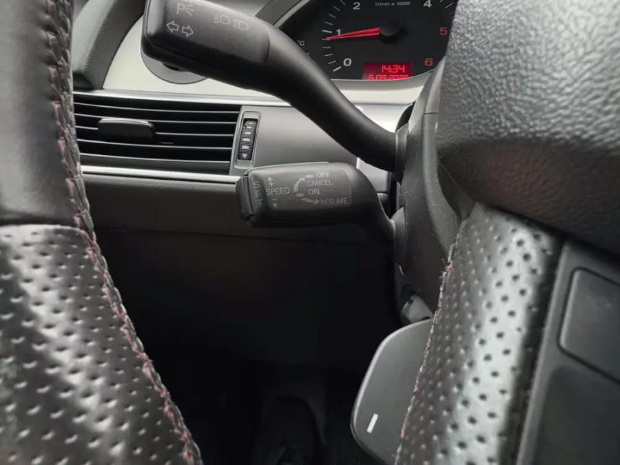 Black Audi A6 2007 in Riga, with an engine capacity of 3.00 L and mileage of 326 thousand km for 3190 €, photo 36 on AUTOMOTO.COM.LV