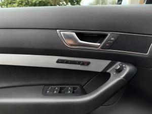 Black Audi A6 2007 in Riga, with an engine capacity of 3.00 L and mileage of 326 thousand km for 3190 €, photo 37 on AUTOMOTO.COM.LV
