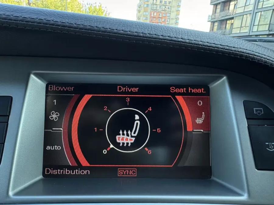 Black Audi A6 2007 in Riga, with an engine capacity of 3.00 L and mileage of 311 thousand km for 3790 €, photo 23 on AUTOMOTO.COM.LV