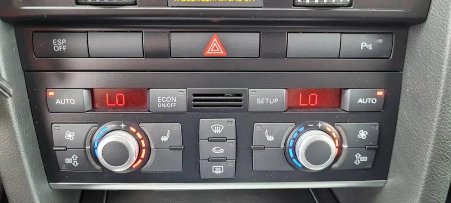 Black Audi A6 2007 in Riga, with an engine capacity of 3.00 L and mileage of 248 thousand km for 6900 €, photo 25 on AUTOMOTO.COM.LV