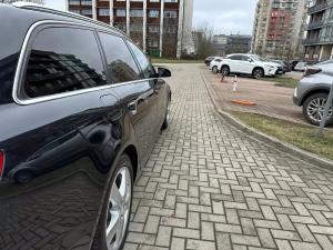 Black Audi A6 2007 in Riga, with an engine capacity of 3.00 L and mileage of 388 thousand km for 3490 €, photo 14 on AUTOMOTO.COM.LV