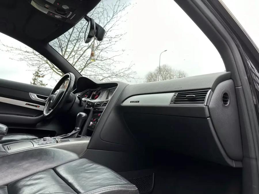Black Audi A6 2007 in Riga, with an engine capacity of 3.00 L and mileage of 388 thousand km for 3490 €, photo 17 on AUTOMOTO.COM.LV