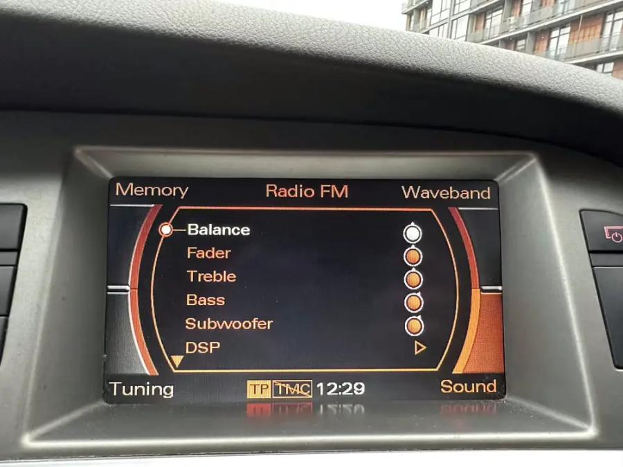 Black Audi A6 2007 in Riga, with an engine capacity of 3.00 L and mileage of 405 thousand km for 2490 €, photo 15 on AUTOMOTO.COM.LV