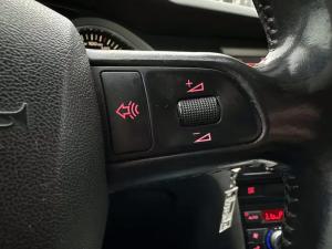 Black Audi A6 2007 in Riga, with an engine capacity of 3.00 L and mileage of 405 thousand km for 2490 €, photo 21 on AUTOMOTO.COM.LV