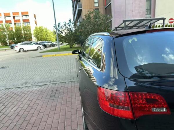 Черный Ауди А6 2007 в Рига, объемом двигателя 3.00 л и пробегом 300 тыс. км за 2990 €, фото 5 на AUTOMOTO.COM.LV
