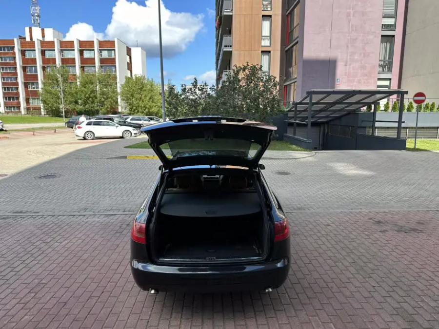 Black Audi A6 2007 in Riga, with an engine capacity of 3.00 L and mileage of 300 thousand km for 2990 €, photo 10 on AUTOMOTO.COM.LV