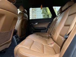 Black Audi A6 2007 in Riga, with an engine capacity of 3.00 L and mileage of 300 thousand km for 2990 €, photo 16 on AUTOMOTO.COM.LV