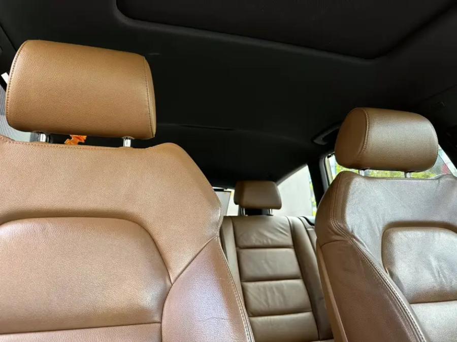 Black Audi A6 2007 in Riga, with an engine capacity of 3.00 L and mileage of 300 thousand km for 2990 €, photo 19 on AUTOMOTO.COM.LV