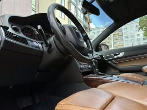 Black Audi A6 2007 in Riga, with an engine capacity of 3.00 L and mileage of 300 thousand km for 2990 €, photo 21 on AUTOMOTO.COM.LV