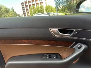 Black Audi A6 2007 in Riga, with an engine capacity of 3.00 L and mileage of 300 thousand km for 2990 €, photo 22 on AUTOMOTO.COM.LV