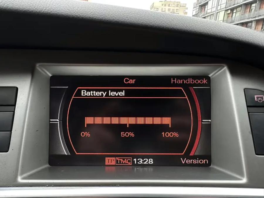 Melns Audi A6 2007 Rīga, ar dzinēja tilpumu 3.00 L un nobraukumu 398 tūkst. km par 3990 €, foto 16 vietnē AUTOMOTO.COM.LV