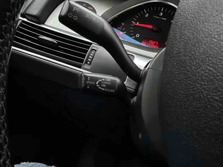 Melns Audi A6 2007 Rīga, ar dzinēja tilpumu 3.00 L un nobraukumu 398 tūkst. km par 3990 €, foto 22 vietnē AUTOMOTO.COM.LV